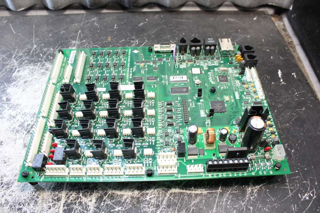 EMERSON Liebert Network Power iCOM Board # ASSY NO. 415761G1 REV34 - RECYBORG