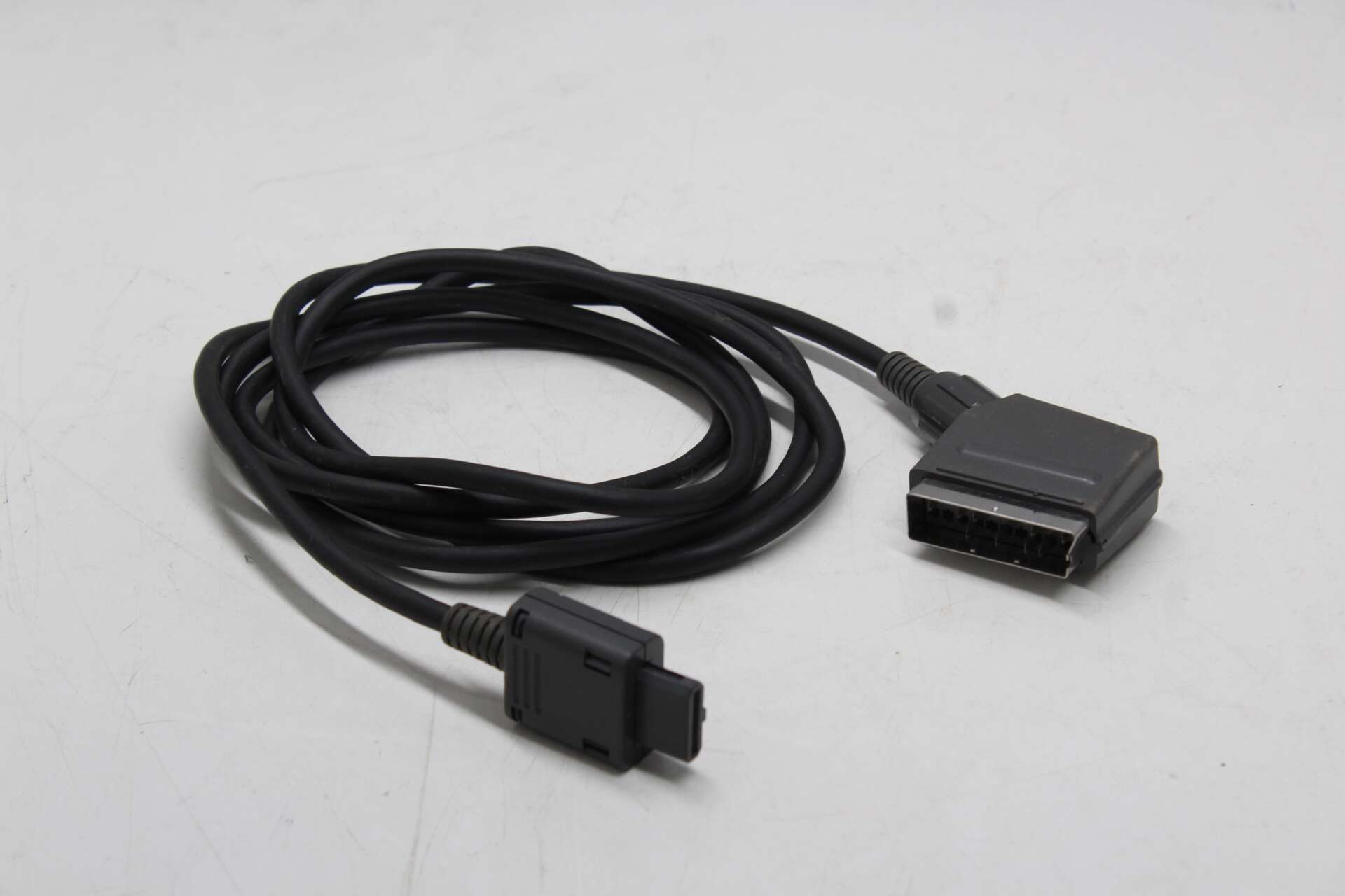Genuine OEM Nintendo SNES N64 GCN RGB SCART Cable - RECYBORG